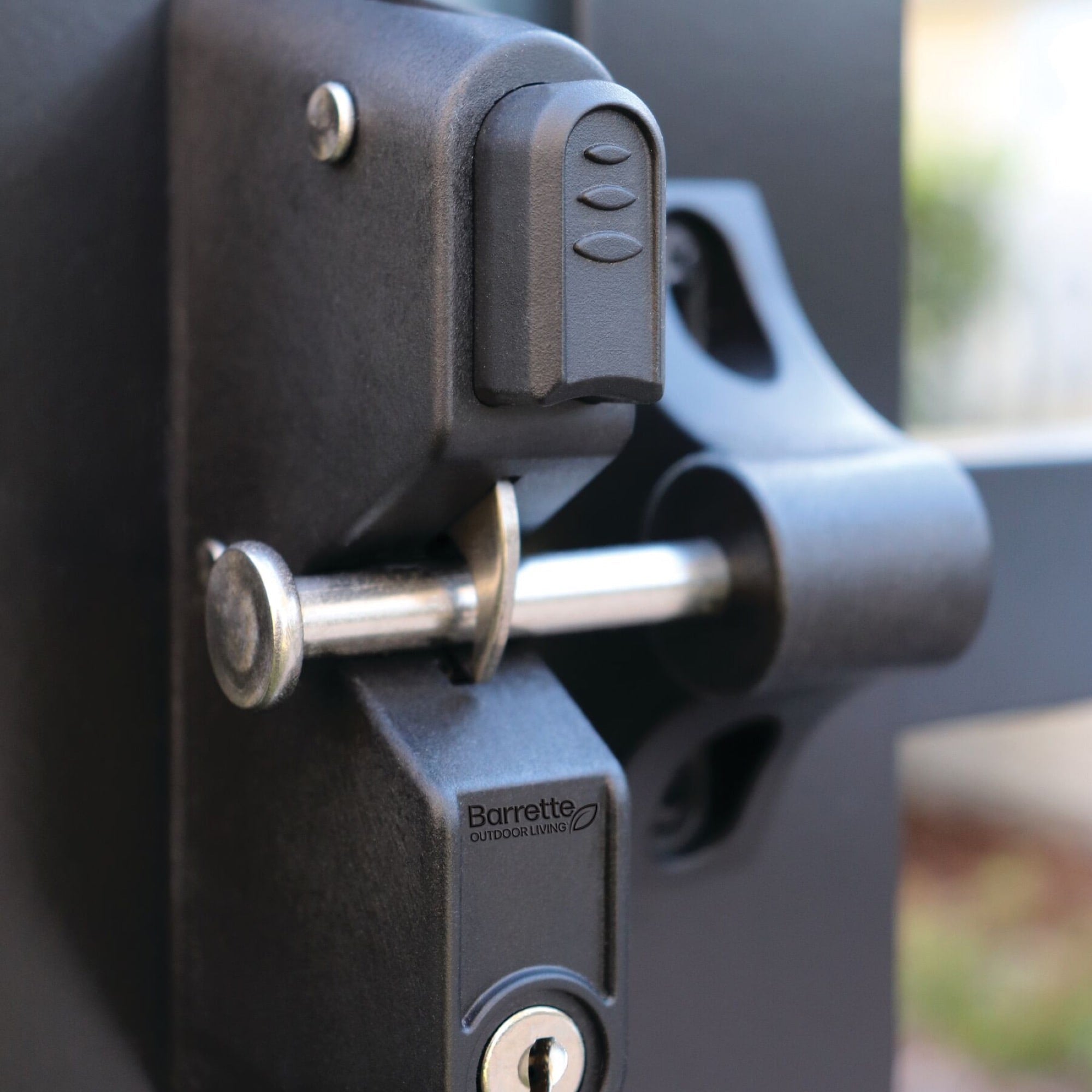 Gravity Latch - One Sided Locking – FenceCenter